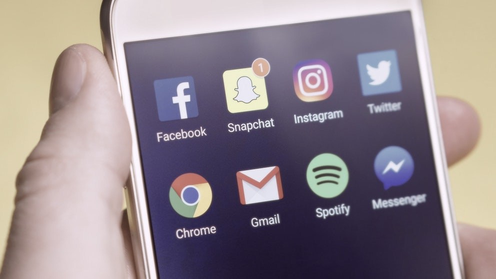 800 Descrieri poze: facebook, instagram (+ descrieri poze scurte)